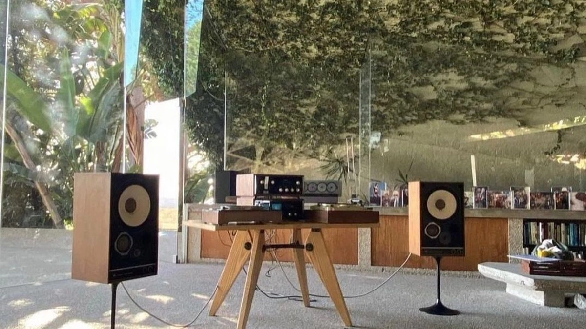 home (@halleystar) / Cosmos