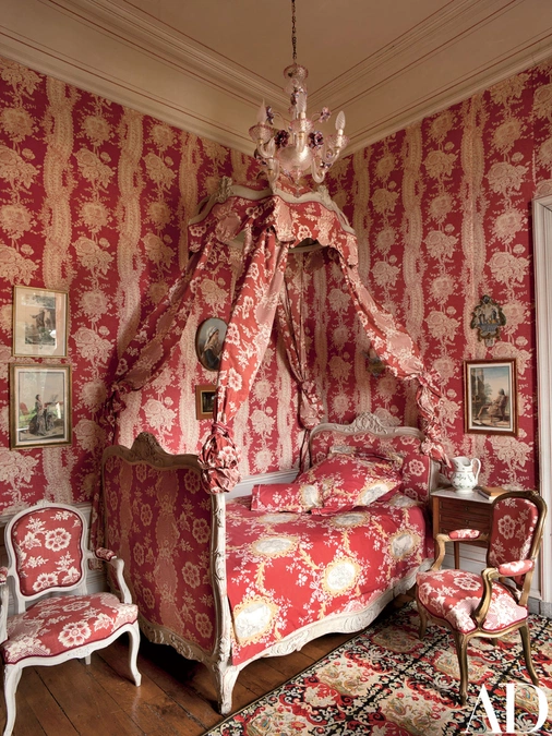 Rococo (1700) (@miliregretz) / Cosmos