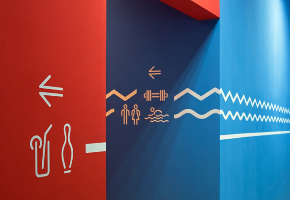 Signage/Wayfinding (@emray) / Cosmos