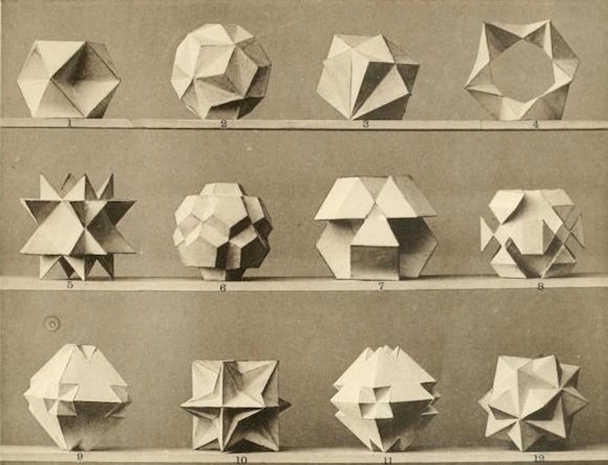 Origami and Kirigami (@tanniah) / Cosmos