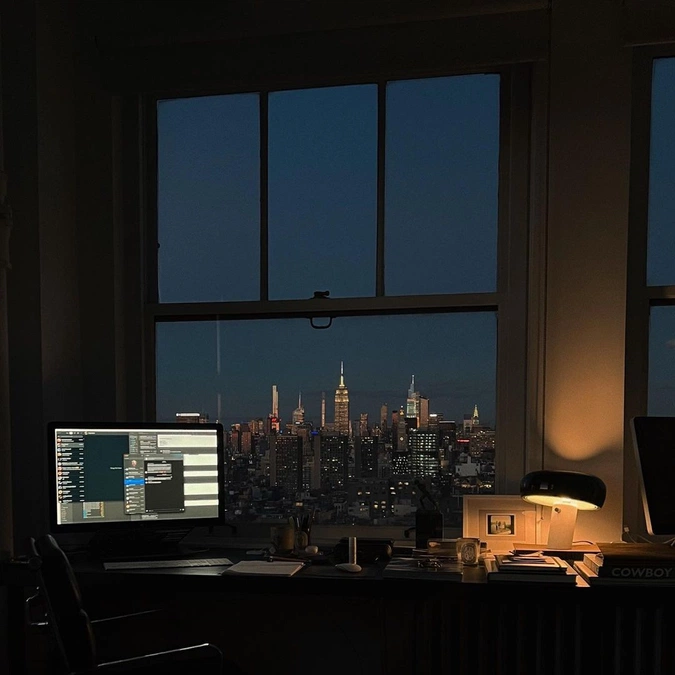 vision board nyc (@cremebrulees) / Cosmos