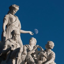 Meredith DeMay (@themoonrises) / Cosmos