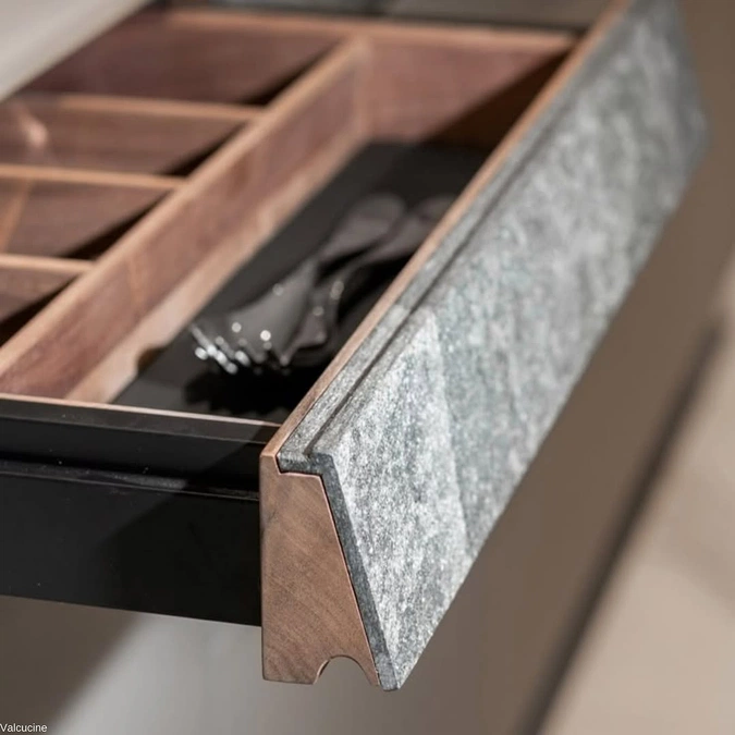 Acabados (@jmesla) / Cosmos