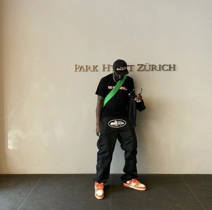 Virgil Abloh (@culturecaptures) / Cosmos