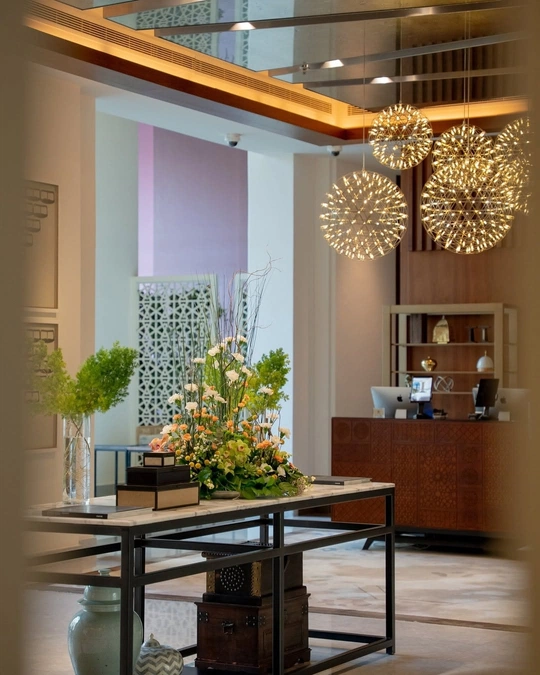 Ceiling design (@ahmedsouissi) / Cosmos