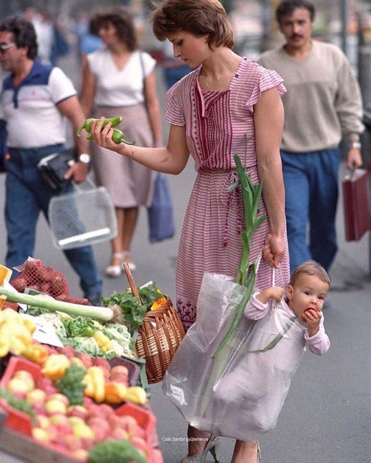 event poster farmers mar (@kira8j) / Cosmos